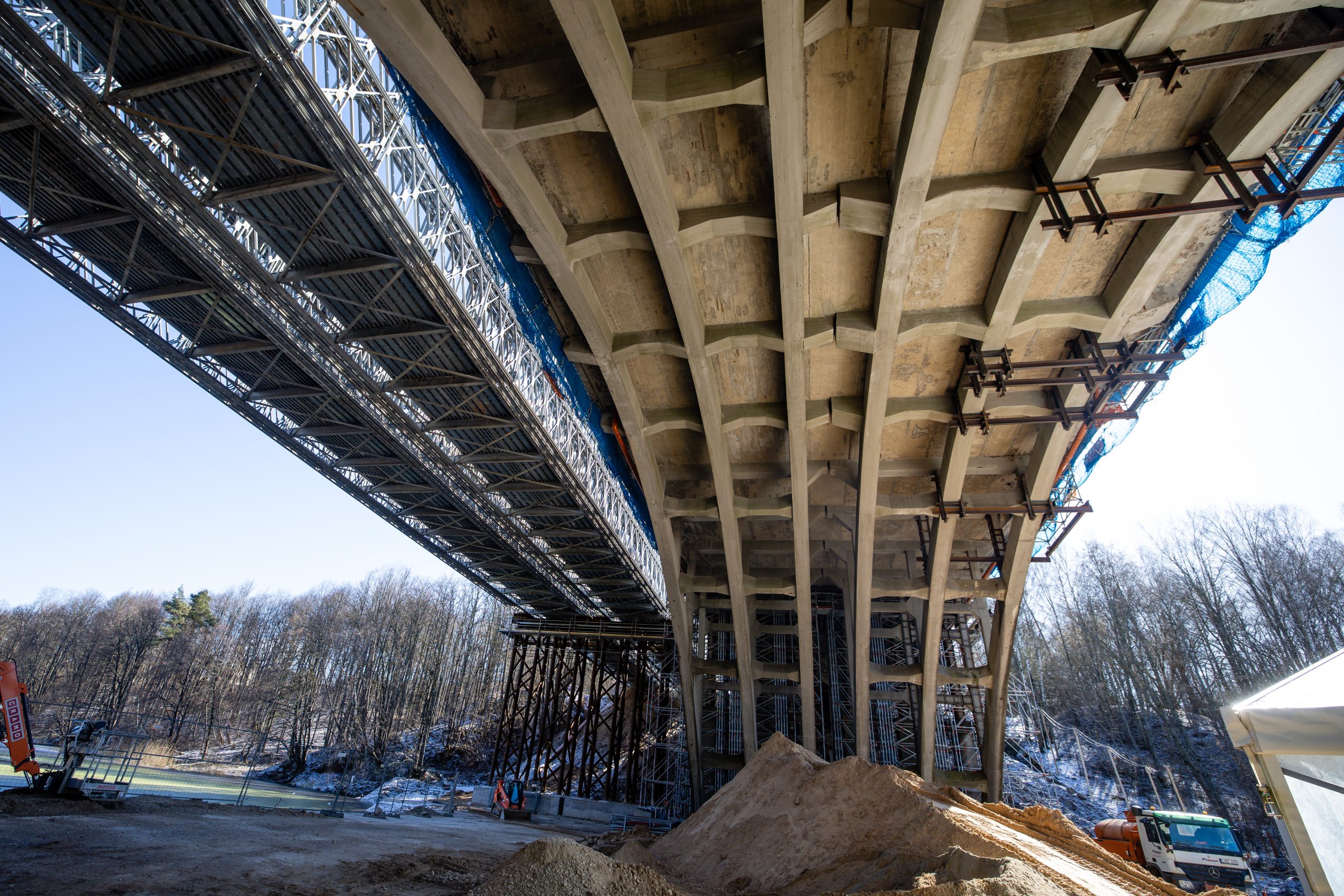„Via Lietuva“: prasideda darbų keliuose sezonas – tęsiama Krunos tilto rekonstrukcija ...